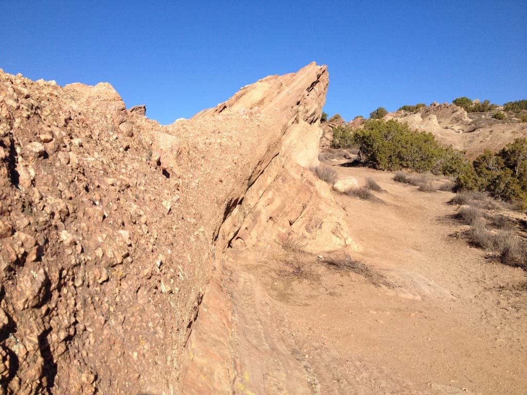 Hiking the PCT in Vasquez Rocks - SoCal Hiker
