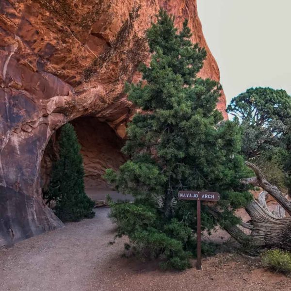 Hiking the Devil's Garden Loop in Arches National Park - SoCal Hiker