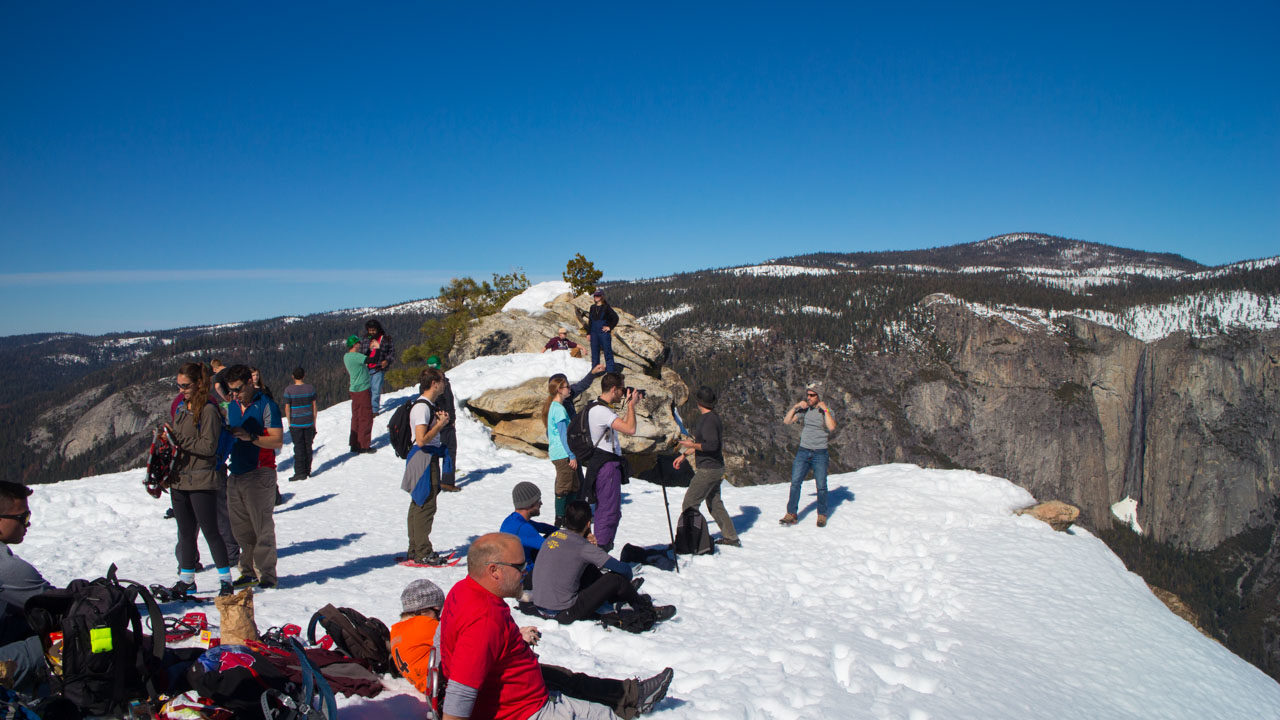 Snowshoeing to Dewey Point in Yosemite - SoCal Hiker