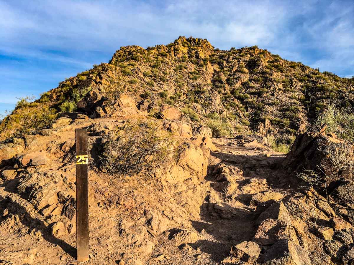 Hiking Camelback Mountain via the Cholla Trail - Arizona Six-Pack of ...