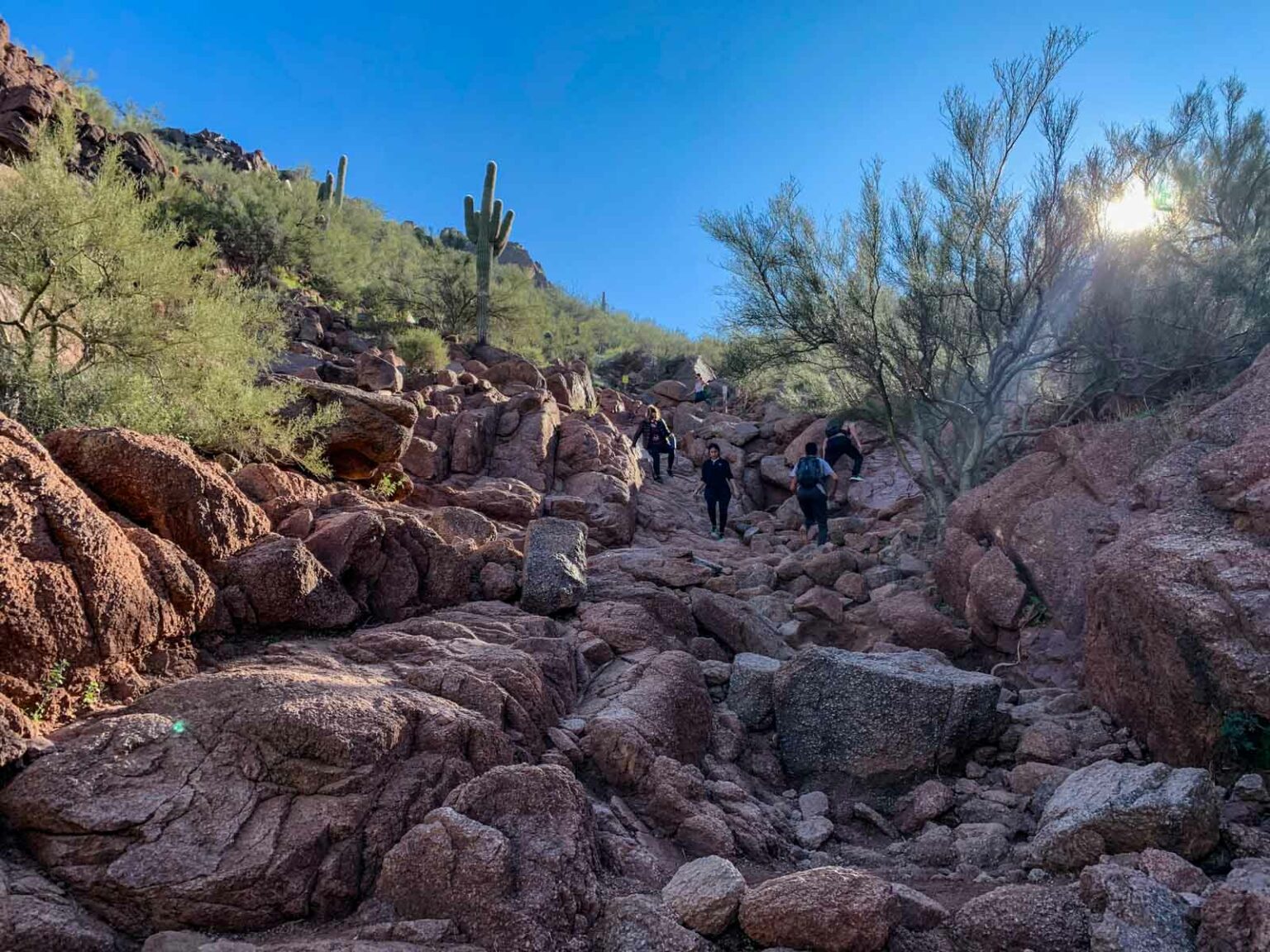 Hiking Camelback Mountain via the Echo Canyon Trail - SoCal Hiker