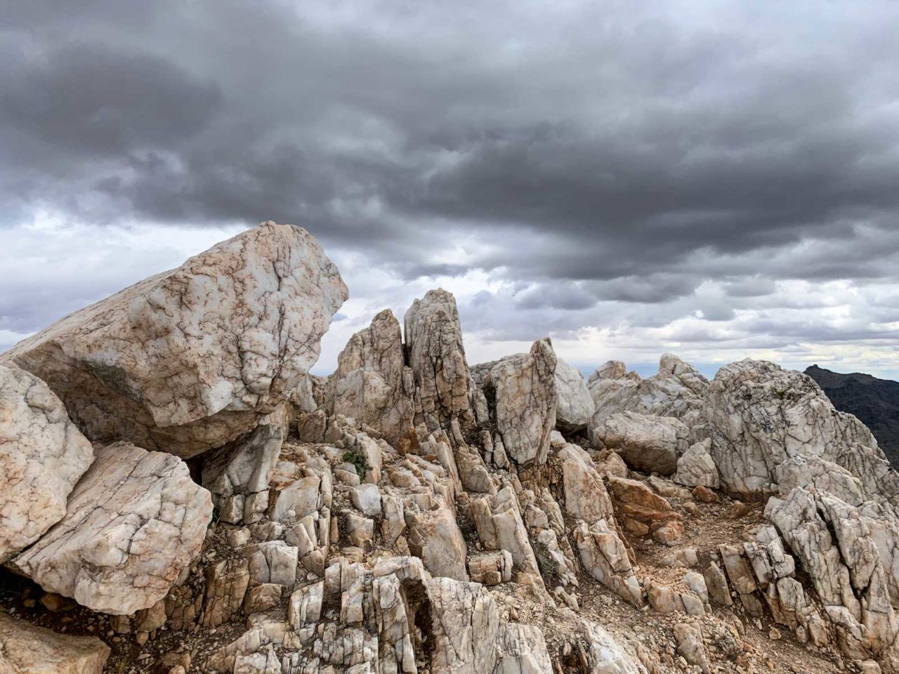 Hiking Quartz Peak in the Sierra Estrella Wilderness - SoCal Hiker